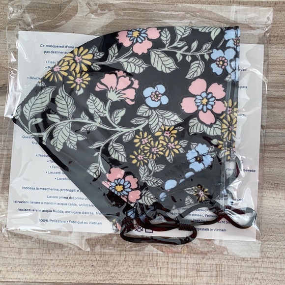 Tory Burch | Accessories | Tory Burch Floral Printed Face Mask New ...